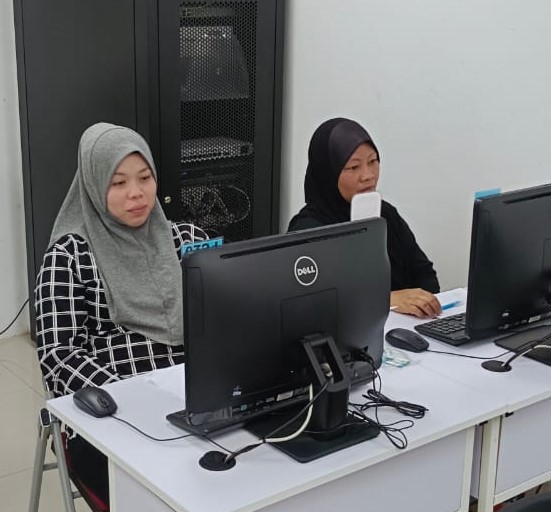 Asas penggunaan aplikasi Zoom: Kursus pengendalian makanan dalam talian ...